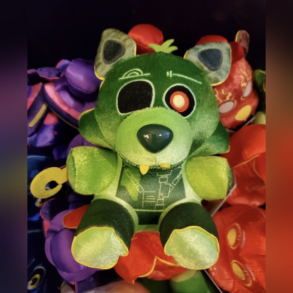 Funko | Toys | New Funko Radioactive Foxy Five Nights At Freddys Plush ...